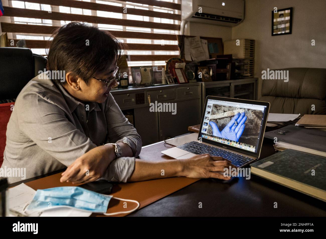 Raquel Fortun forensic pathologist, Duterte's war on drugs, Manila ...