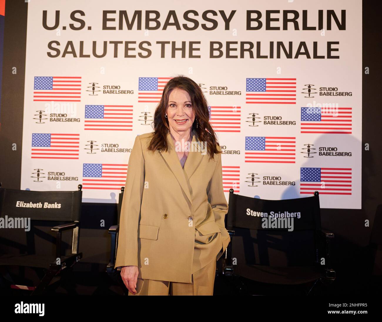 Berlin, Germany. 21st Feb, 2023. Actress Iris Berben comes to the U.S ...