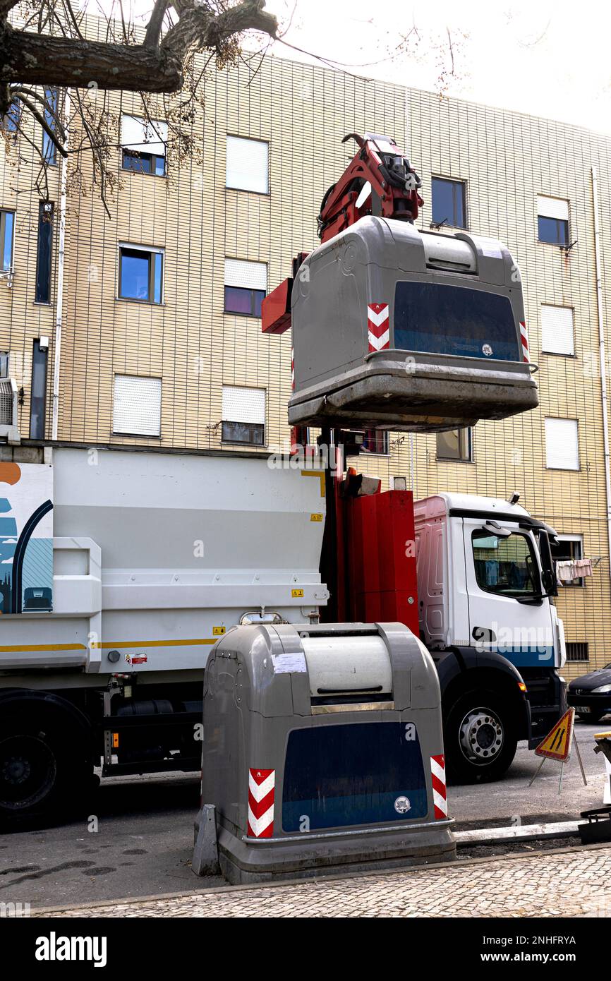Garbage Collection In A Very Modern And Efficient Way In Cities