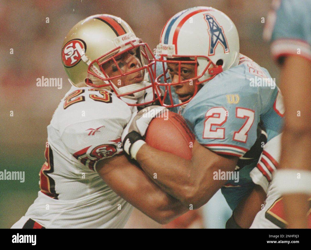 49ERS POPE/C/27OCT96/SP/MACOR 49er Marquez in the face of Oiler running ...