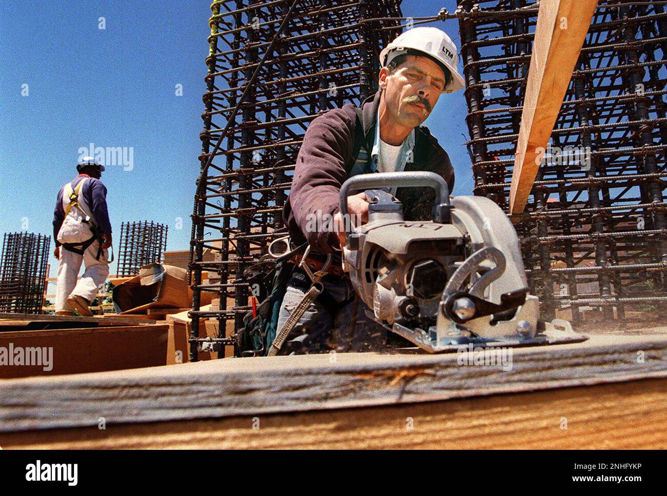 BALLPARK6/C/28JUL98/MN/MAC Construction of Pacific Bell Ballpark ...