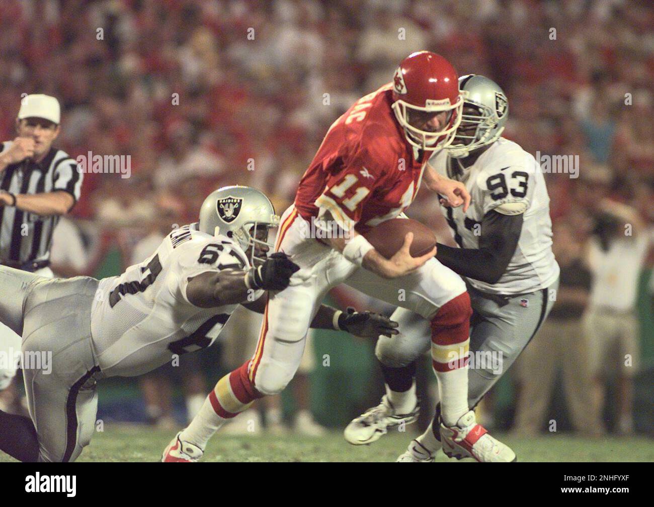 RAIDERS GRBAC/06SEP98/SP/MAC Oakland Raiders vs. Kansas City Chiefs ...