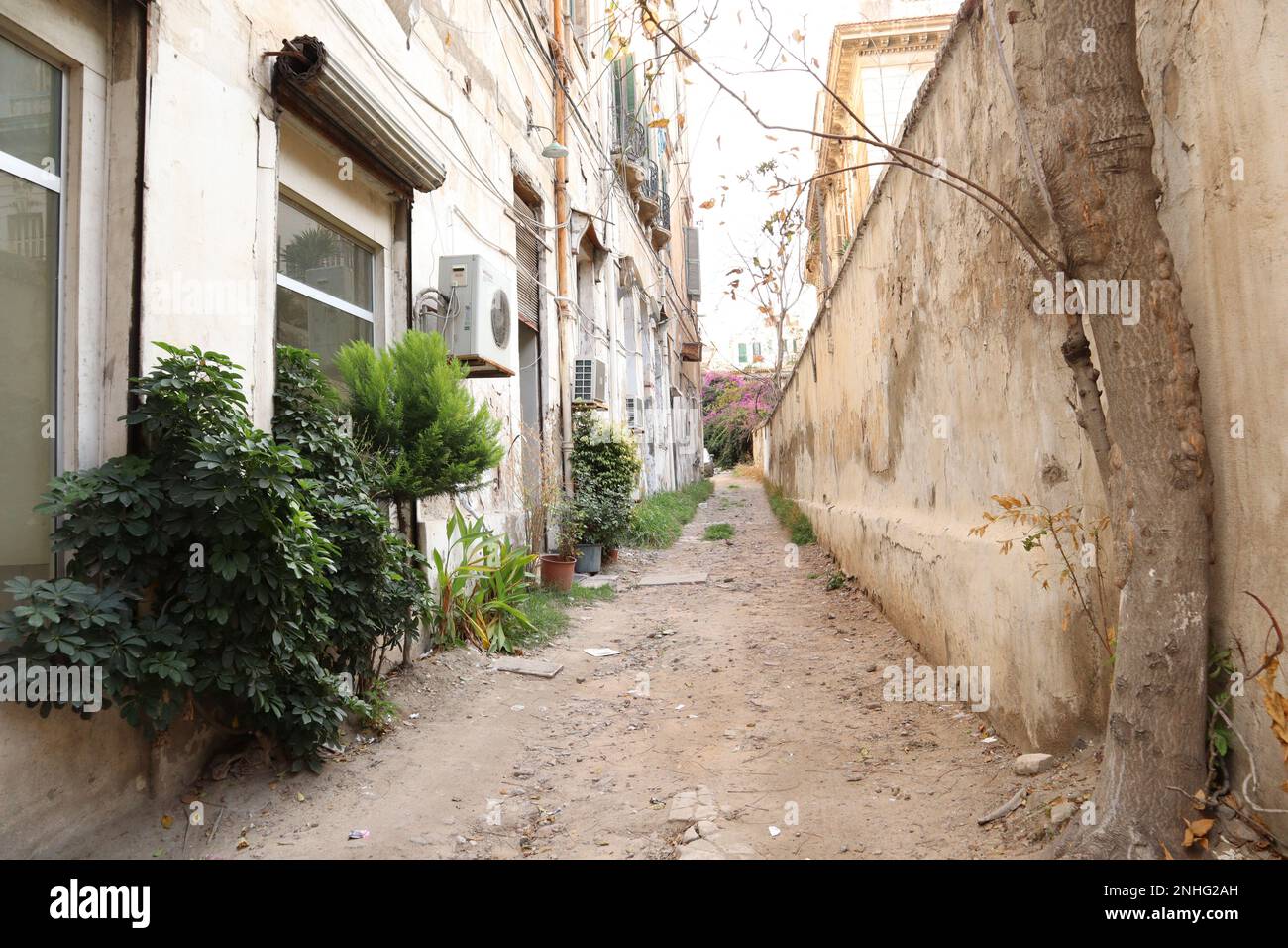 Random street hi-res stock photography and images - Alamy