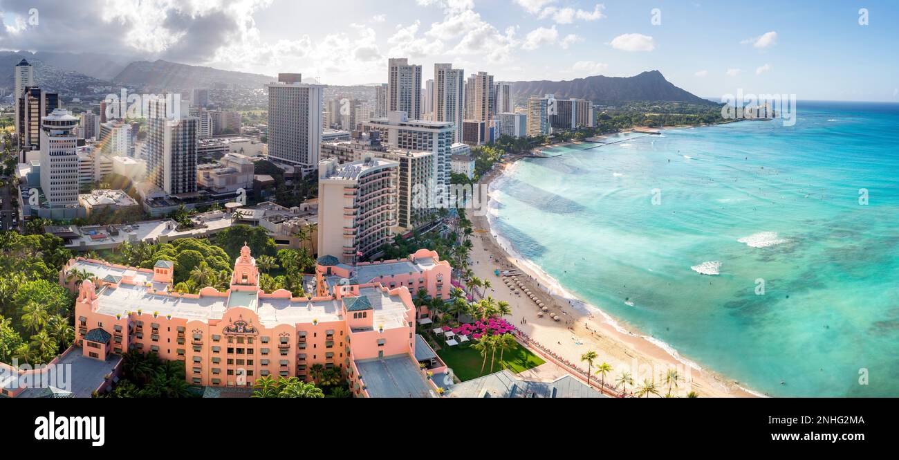 Waikiki Beach and Diamond Head Volcano Honolulu,Oahu,Hawaii,USA Stock ...