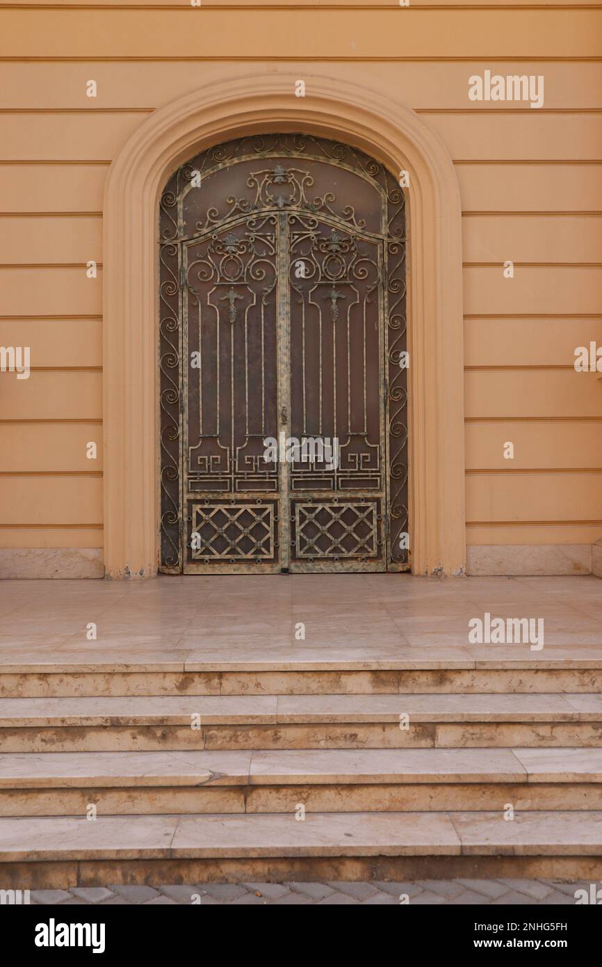 A palace gate Stock Photo - Alamy