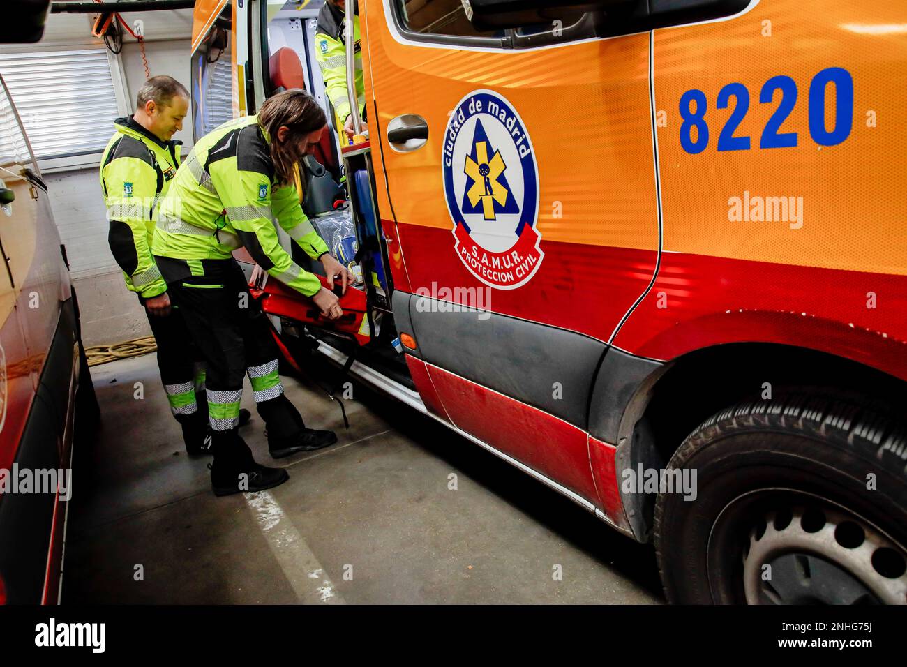 Technicians at SAMUR-Civil Protection Base 0, in Casa de Campo, on ...