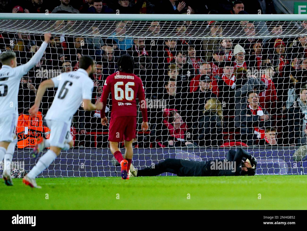 Alisson becker goal hi-res stock photography and images - Alamy