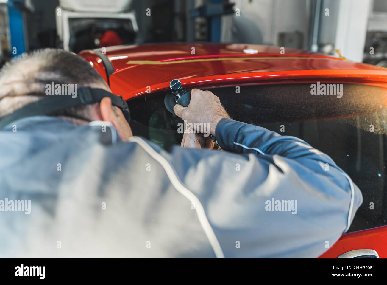 Car reapir hi-res stock photography and images - Alamy