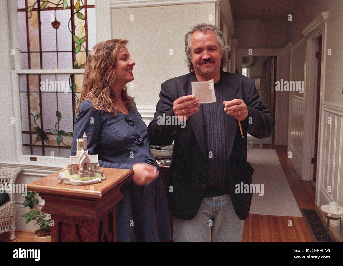 DONALD PIC/C/19OCT95/DD/MACOR Donald Runnicles with bis wife Elizabeth ...