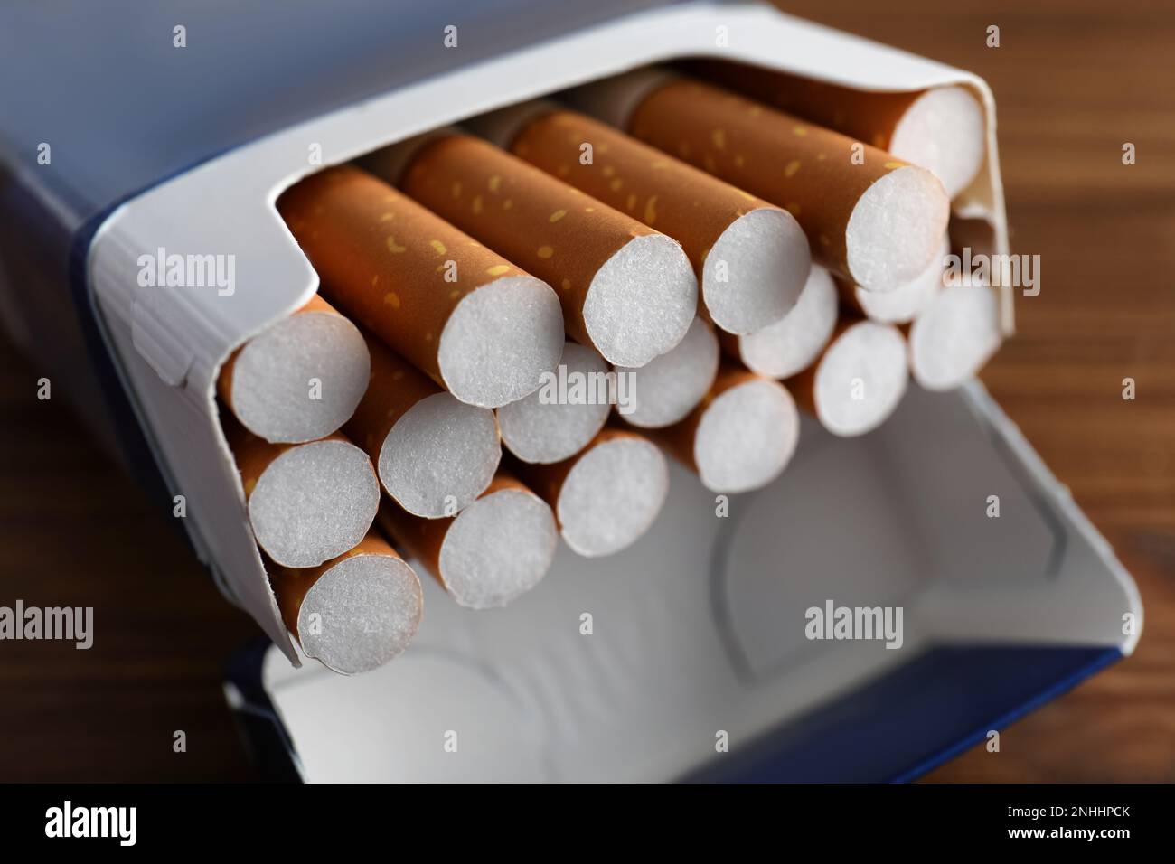 Cigarette packet on table hi-res stock photography and images - Alamy