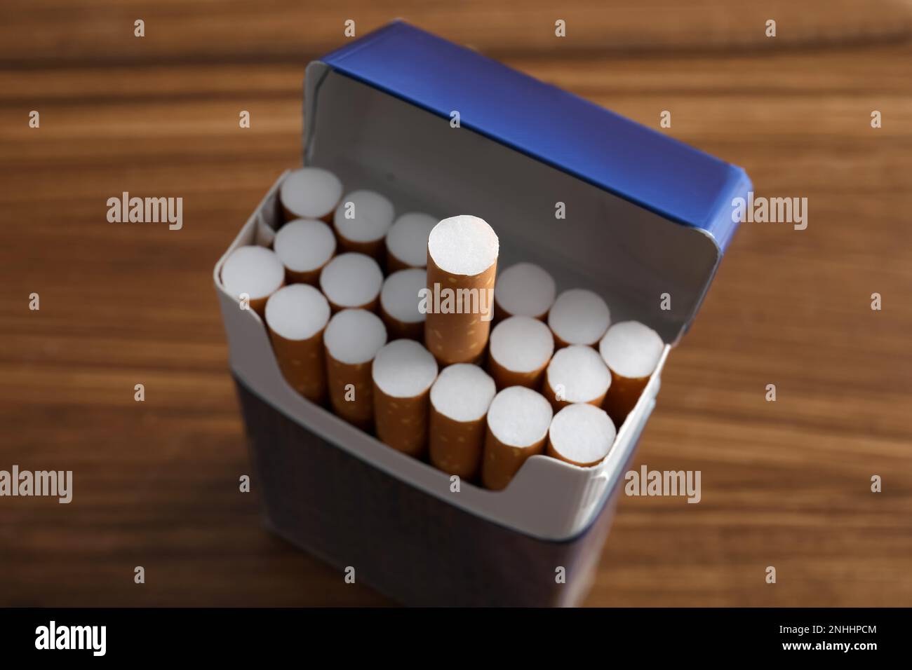Cigarette packet on table hi-res stock photography and images - Alamy