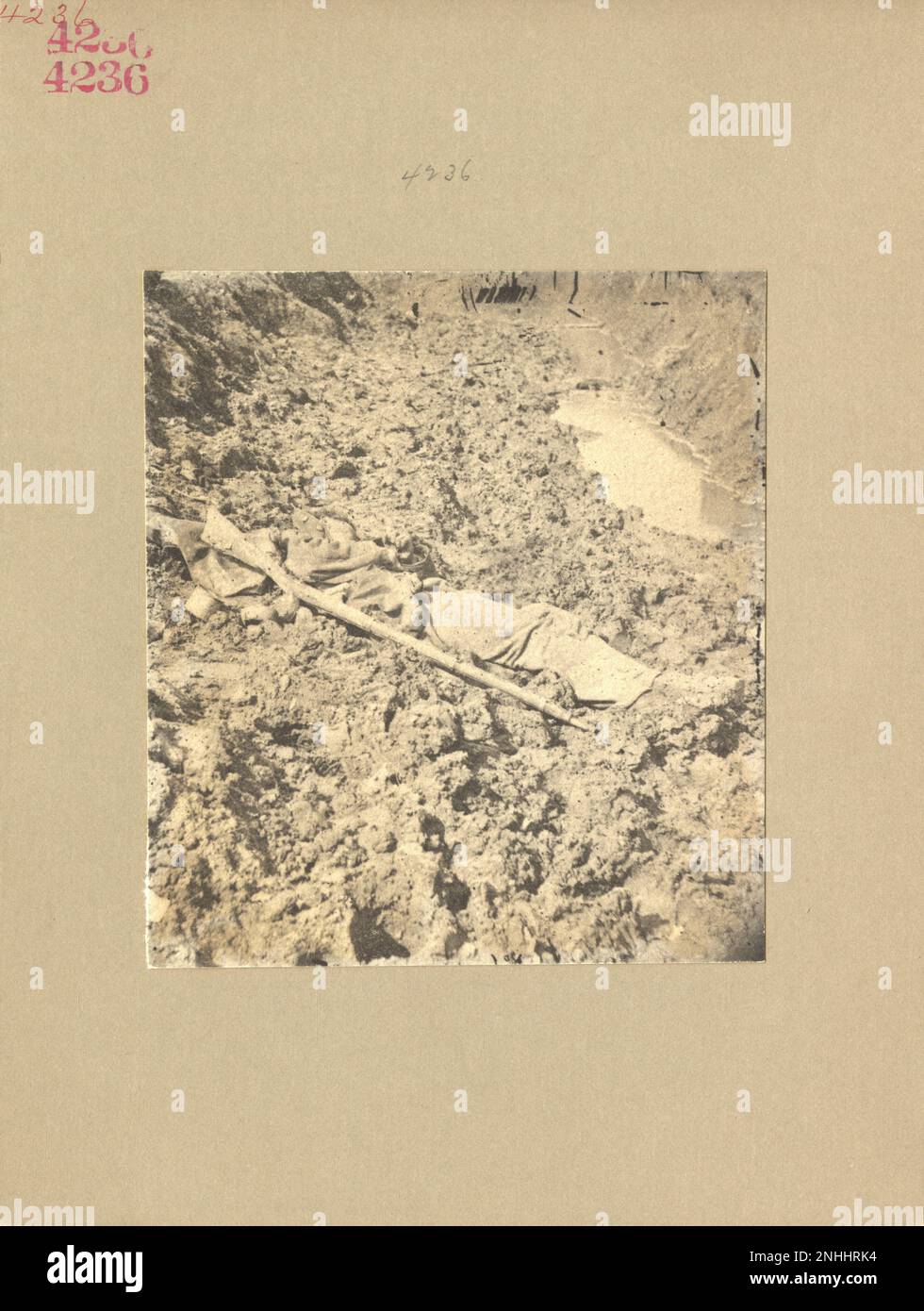 Dead soldier in trench 19th Century Mathew Brady, Quartermaster, and ...