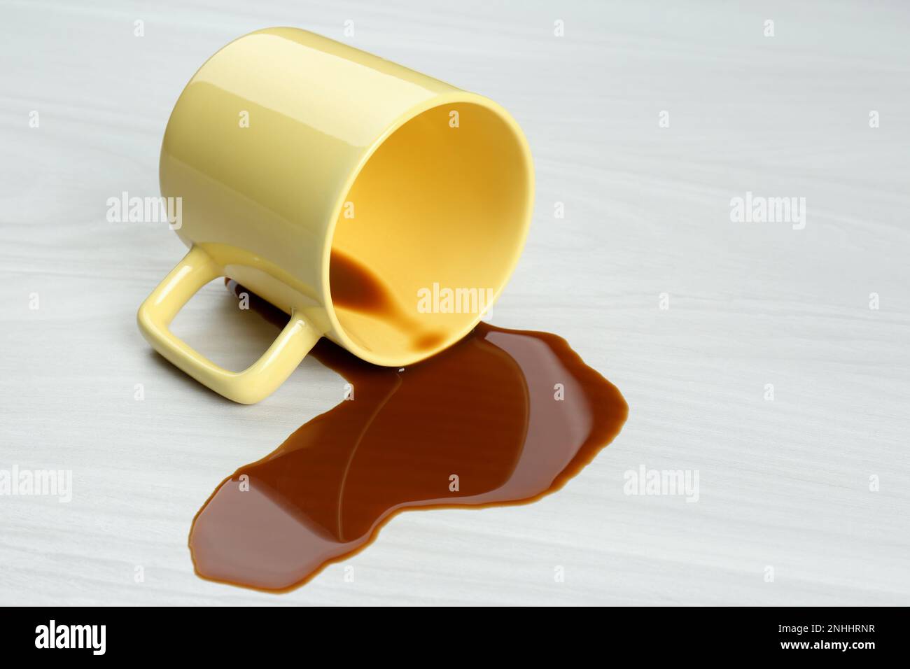 Coffee cup fallen on floor hi-res stock photography and images - Alamy