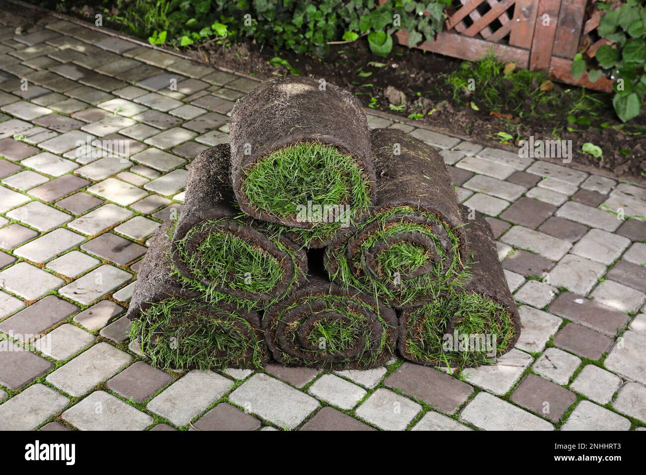 Sod construction hi-res stock photography and images - Alamy
