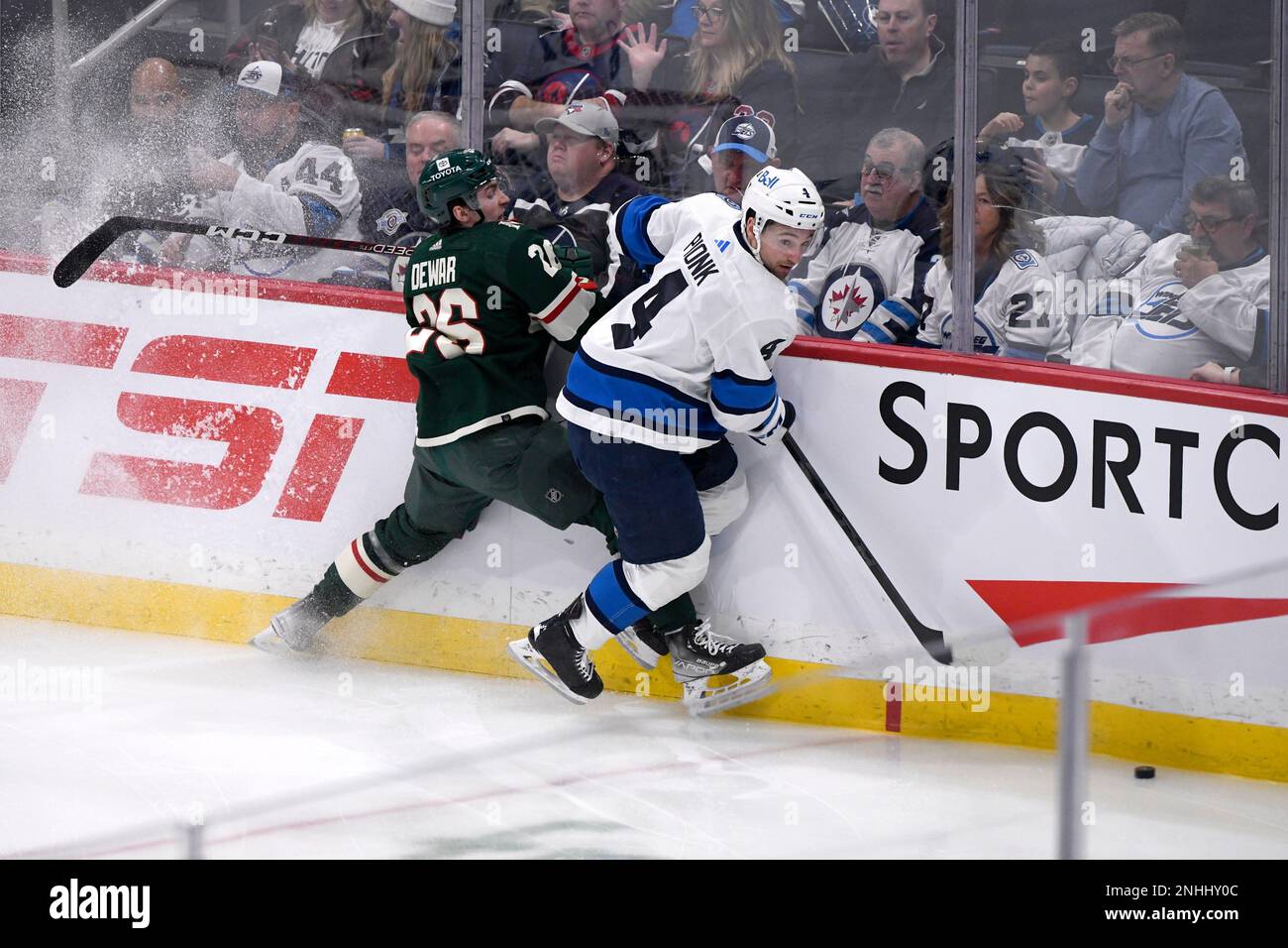 Connor dewar hi-res stock photography and images - Alamy