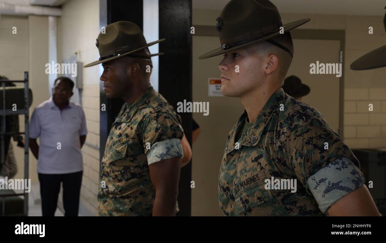 Parris island recruit 1984 hi-res stock photography and images - Alamy