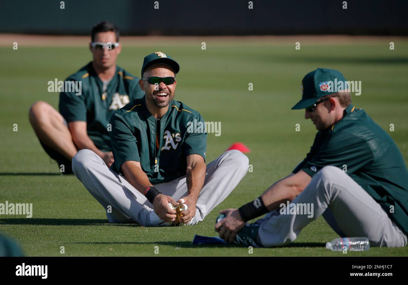 Coco Crisp, 4 stretches during Oakland Athletics spring training ...