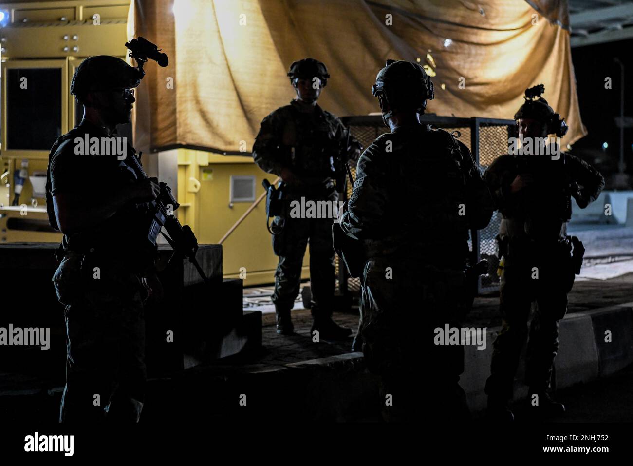 Firearm identification hi-res stock photography and images - Alamy