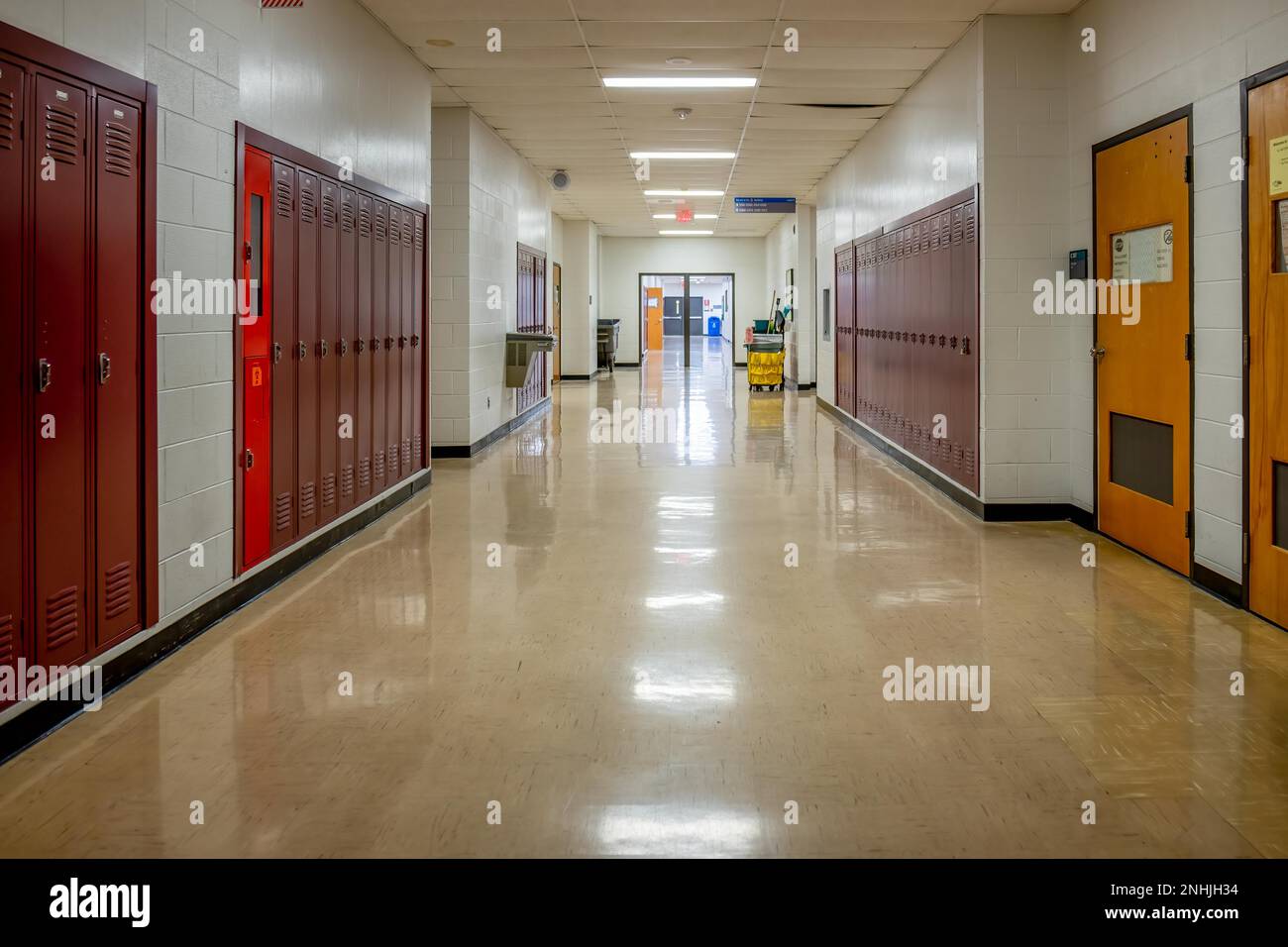 College classrooms hi-res stock photography and images - Alamy