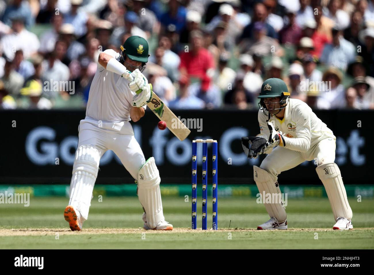 MELBOURNE, AUSTRALIA - DECEMBER 26: Sarel Erwee of South Africa bats ...