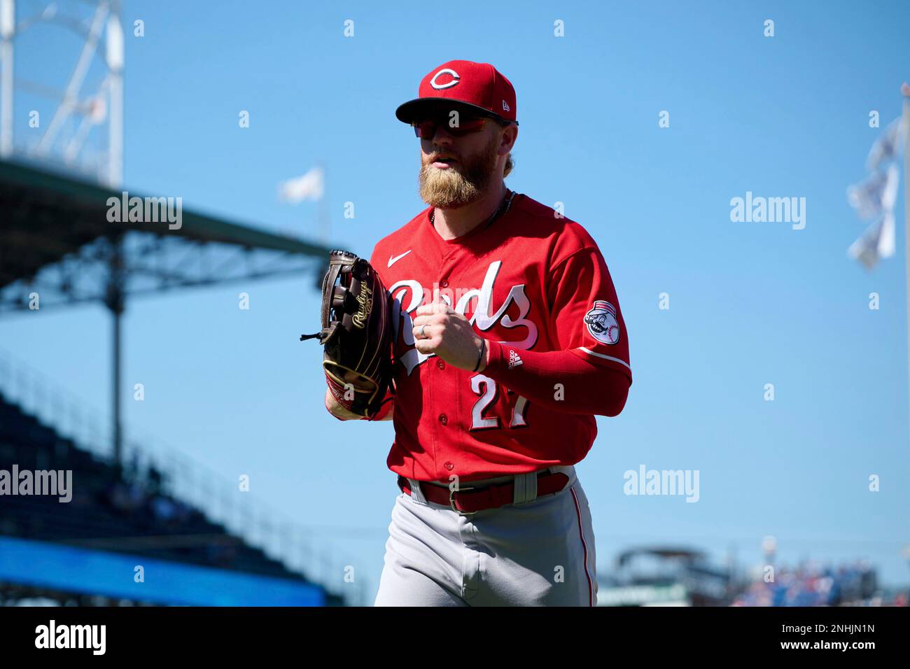 Cincinnati Reds left fielder Jake Fraley (27) jogs to the dugout during ...