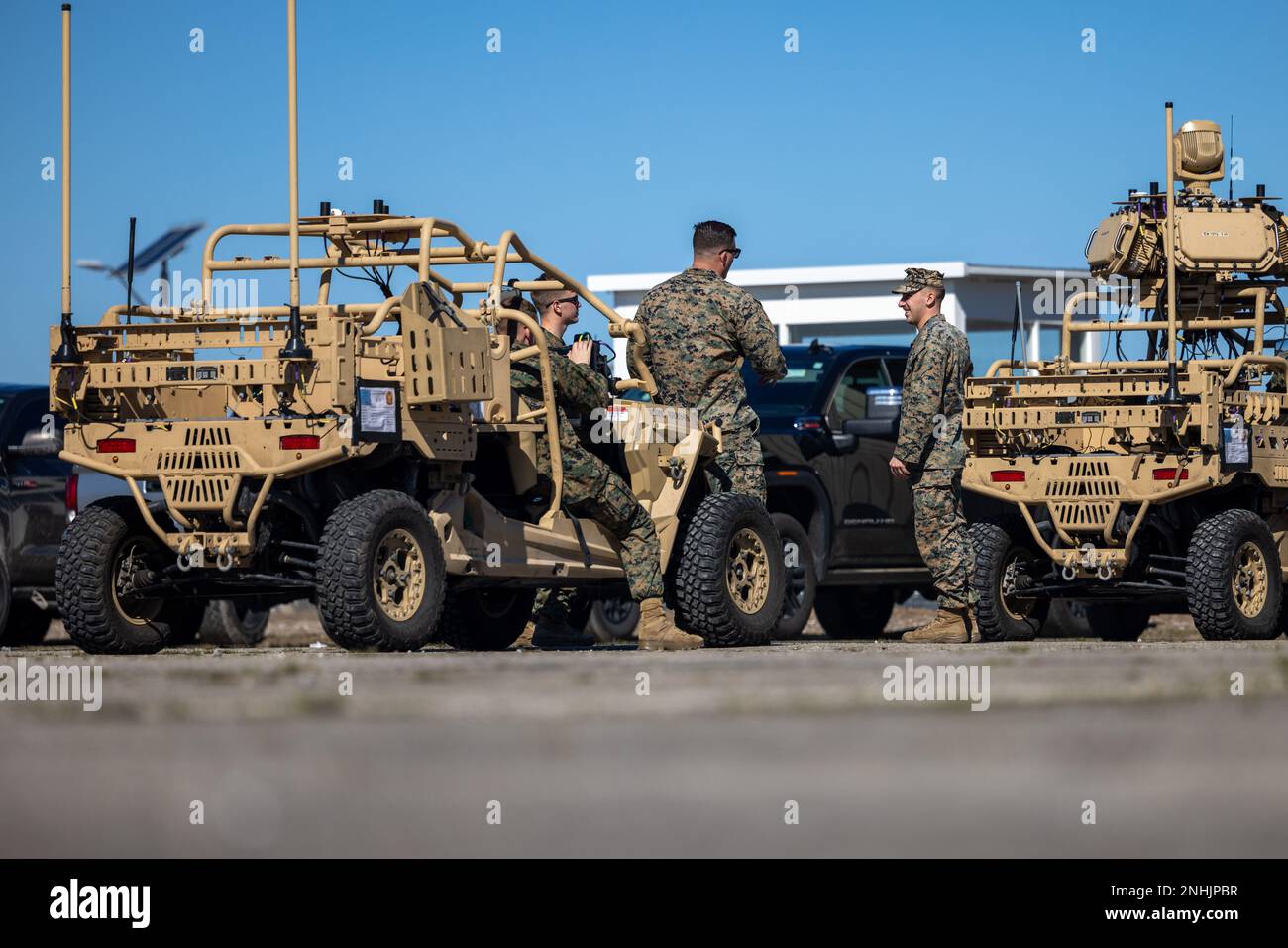Marines with 2d Low Altitude Air Defense (LAAD) Battalion on Marine ...