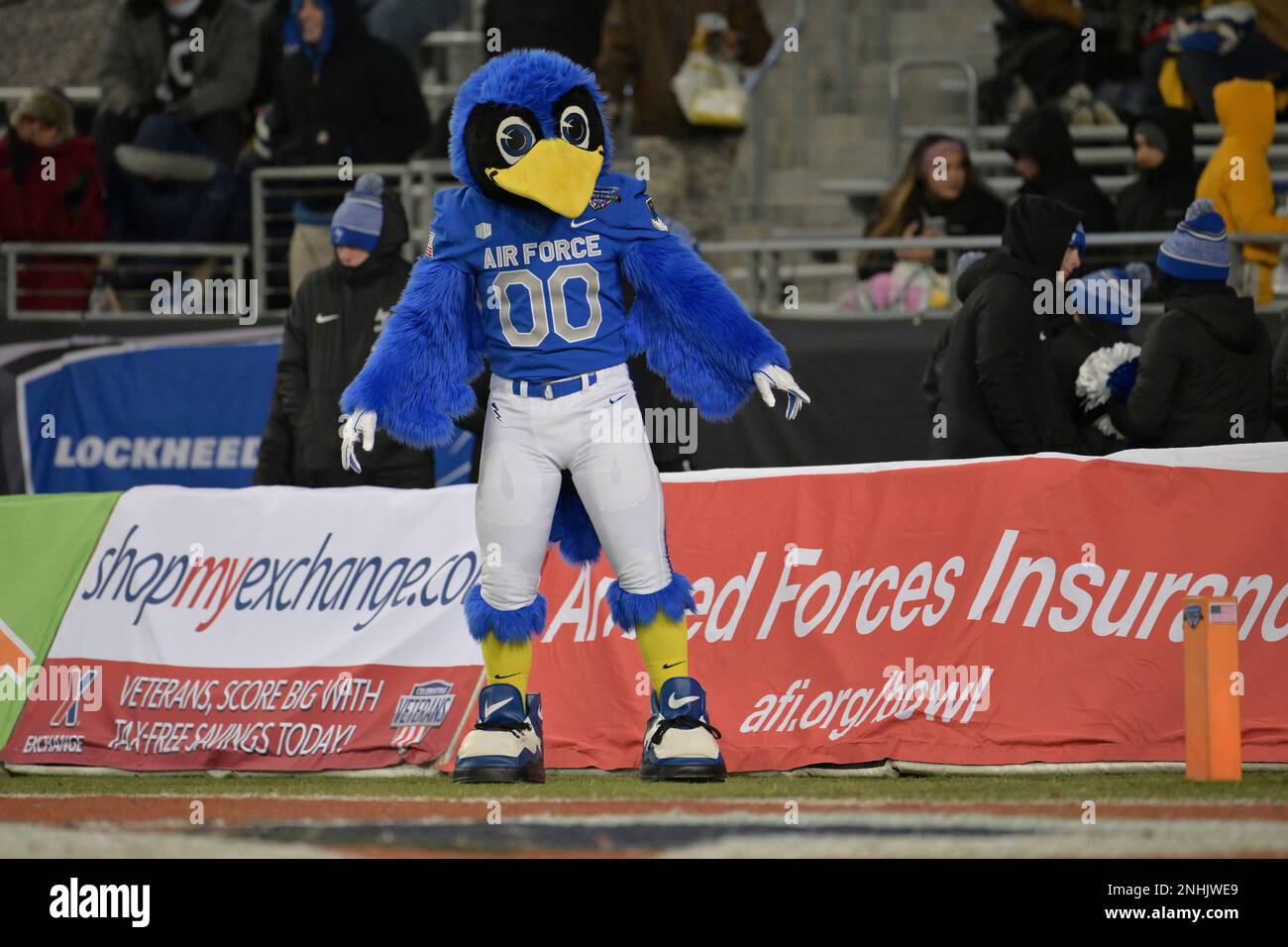 December 22, 2022: Air Force Falcons mascot performing on the field ...