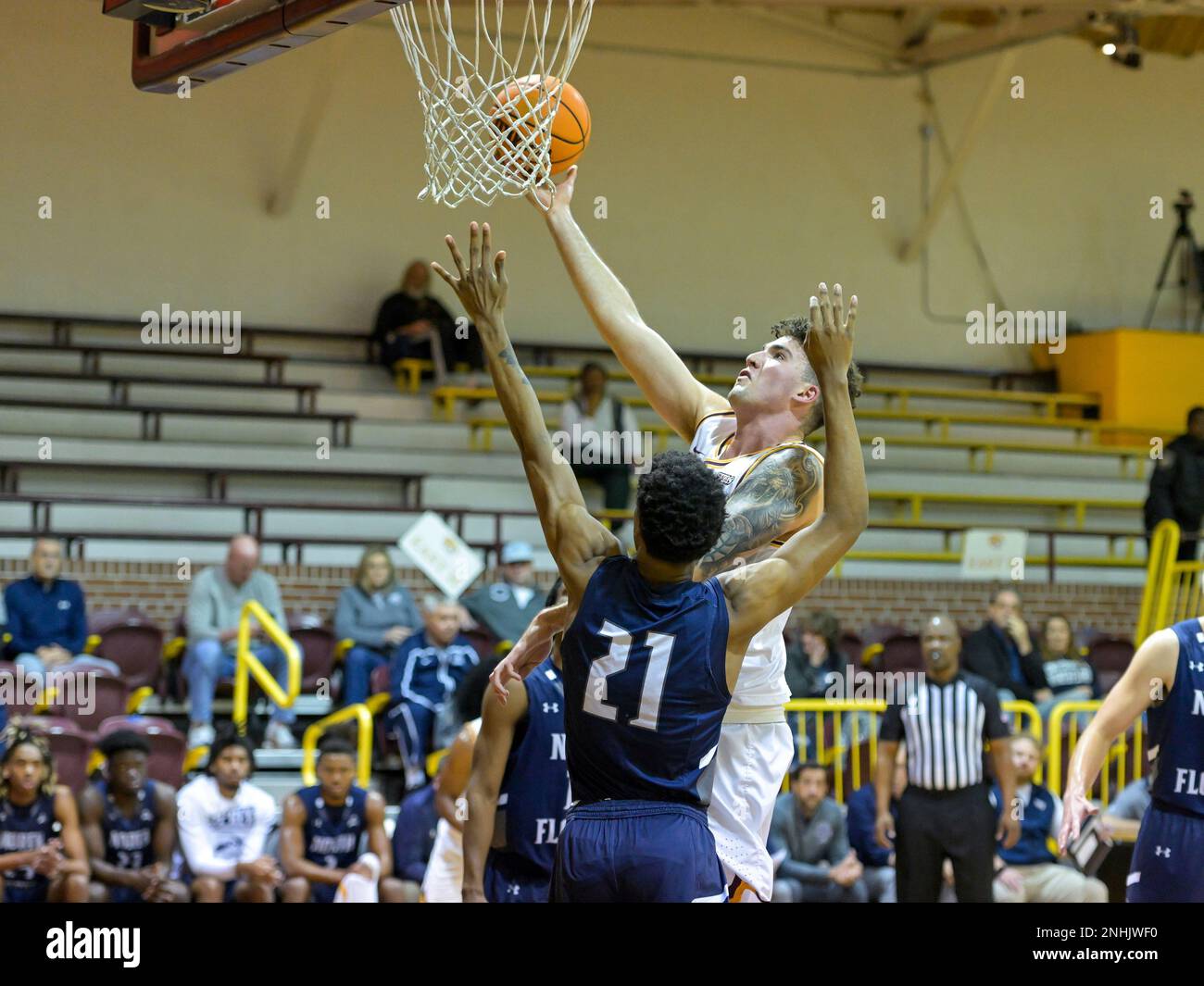 December 22, 2022: Bethune-Cookman Wildcats center Elijah Hulsewe (32 ...