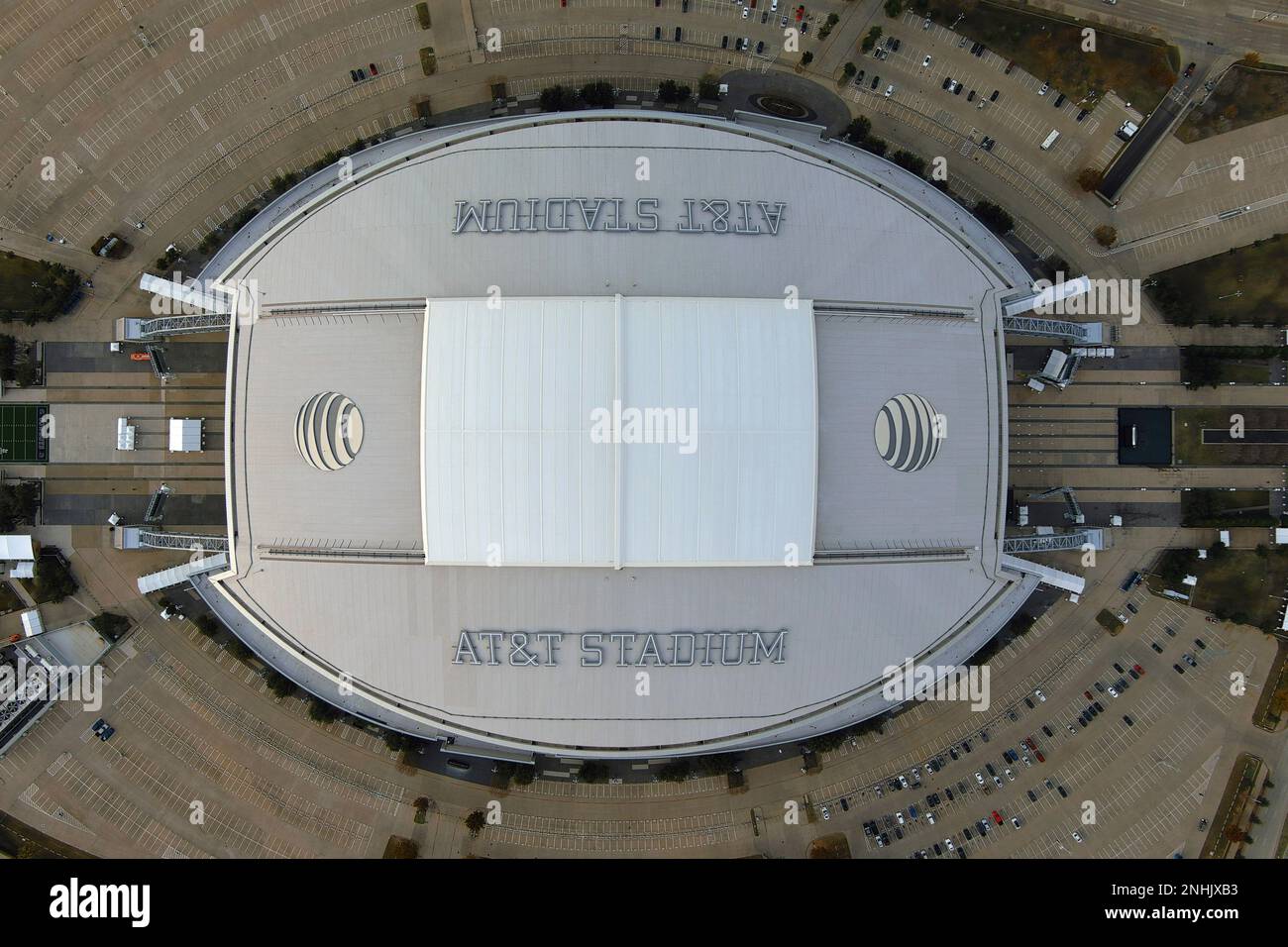A general overall aerial view of AT&T Stadium retractable roof, Tuesday ...