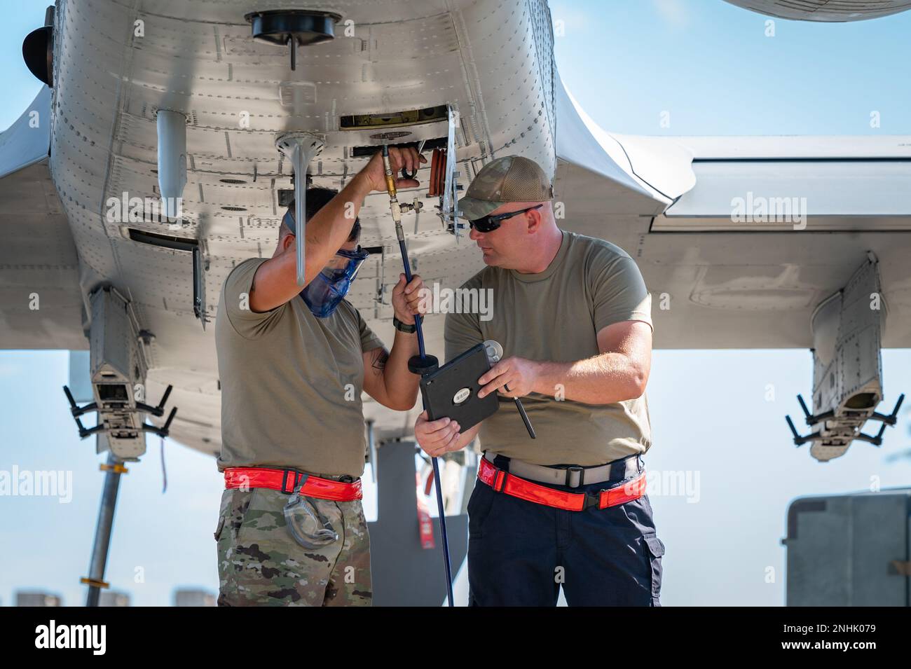 [Left to right] Staff Sgt. Kaleb Julius and Tech Sgt. Chris Zermer ...
