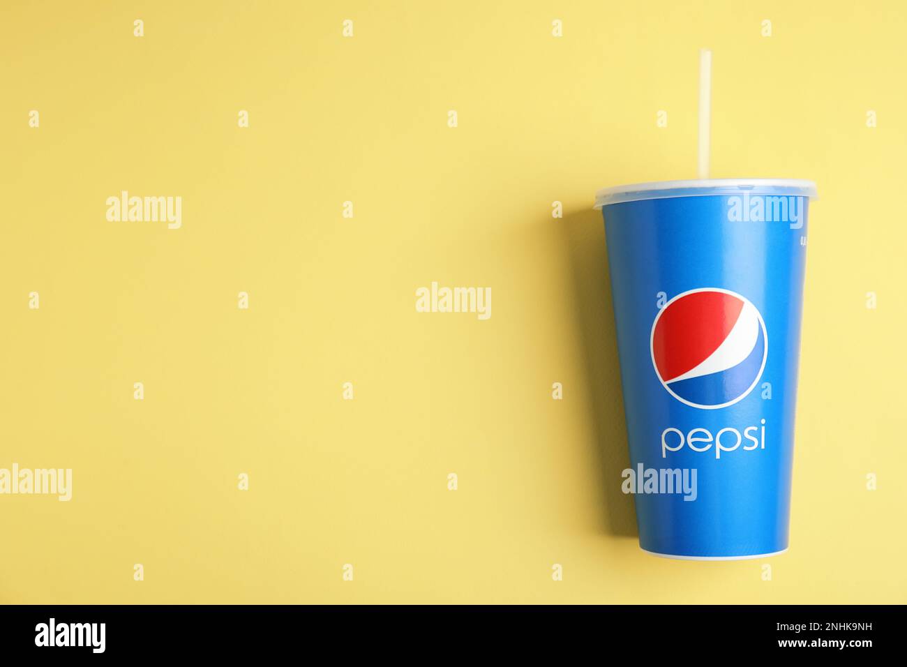 Cup pepsi cola straw hi-res stock photography and images - Alamy