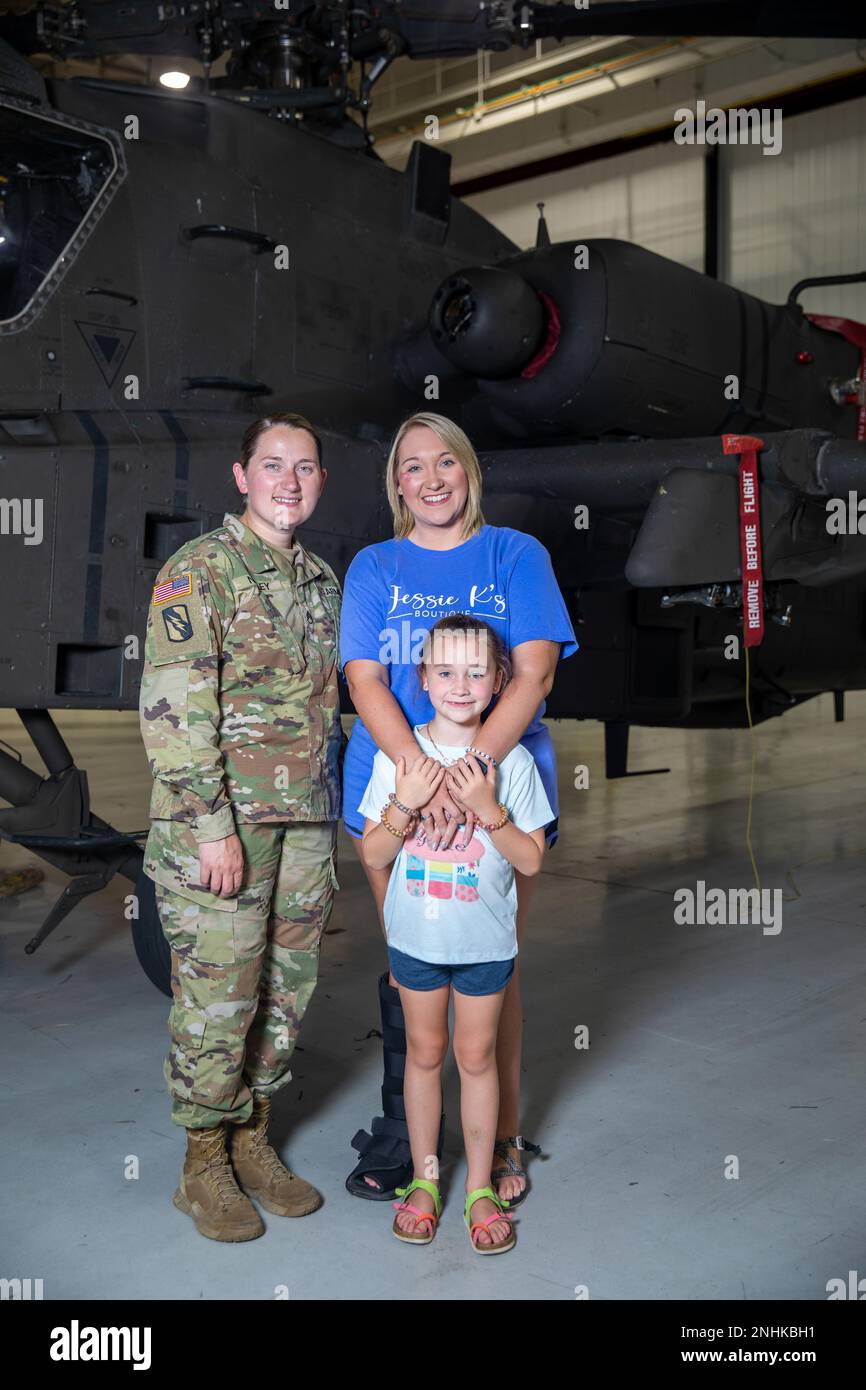 U.S. Army Staff Sgt. Lisa Nunley, an Automated Logistics Specialist ...