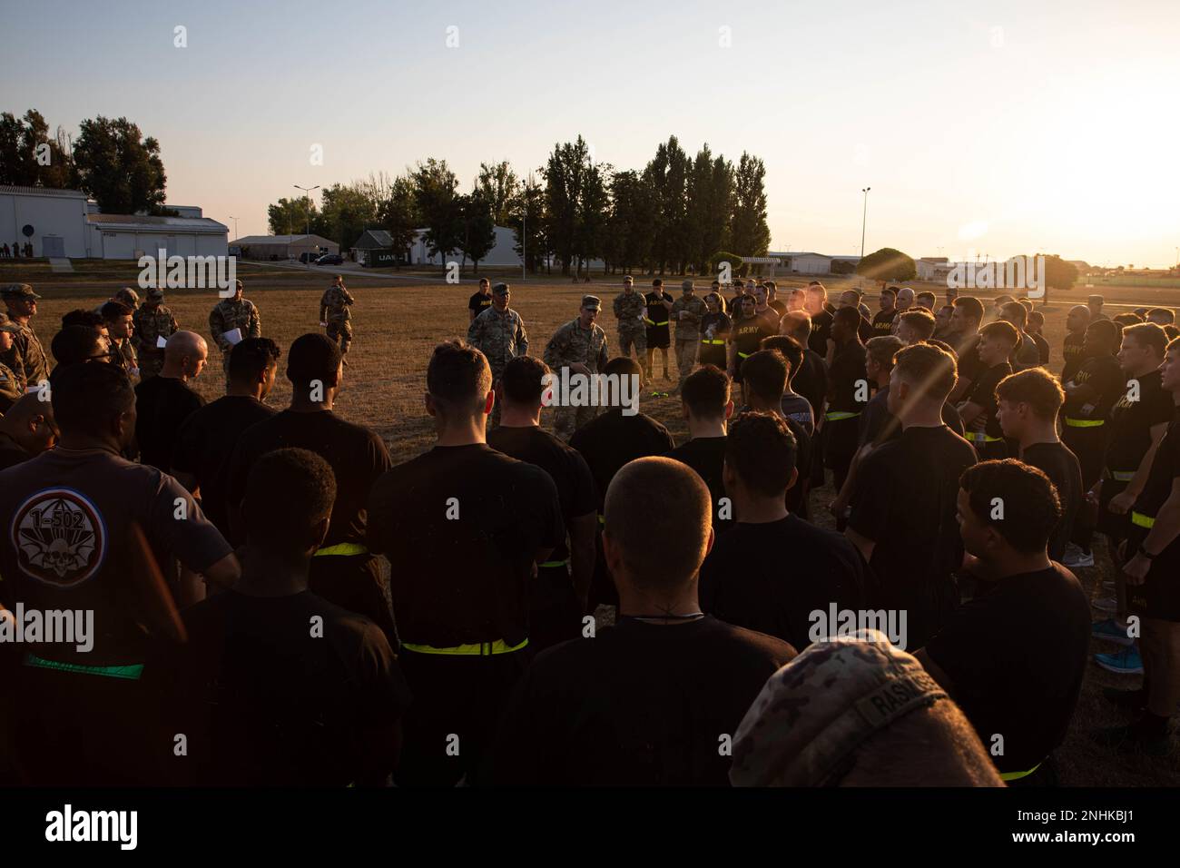Soldiers assigned to the 2nd Brigade Combat Team "STRIKE", 101st ...