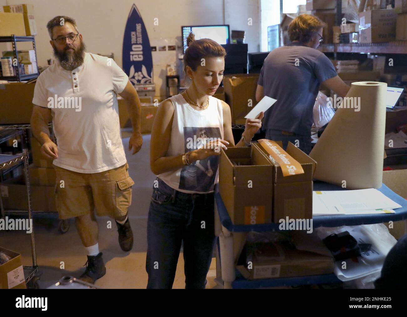 COO Michelle Palleschi (middle) visits the shipping department of ...