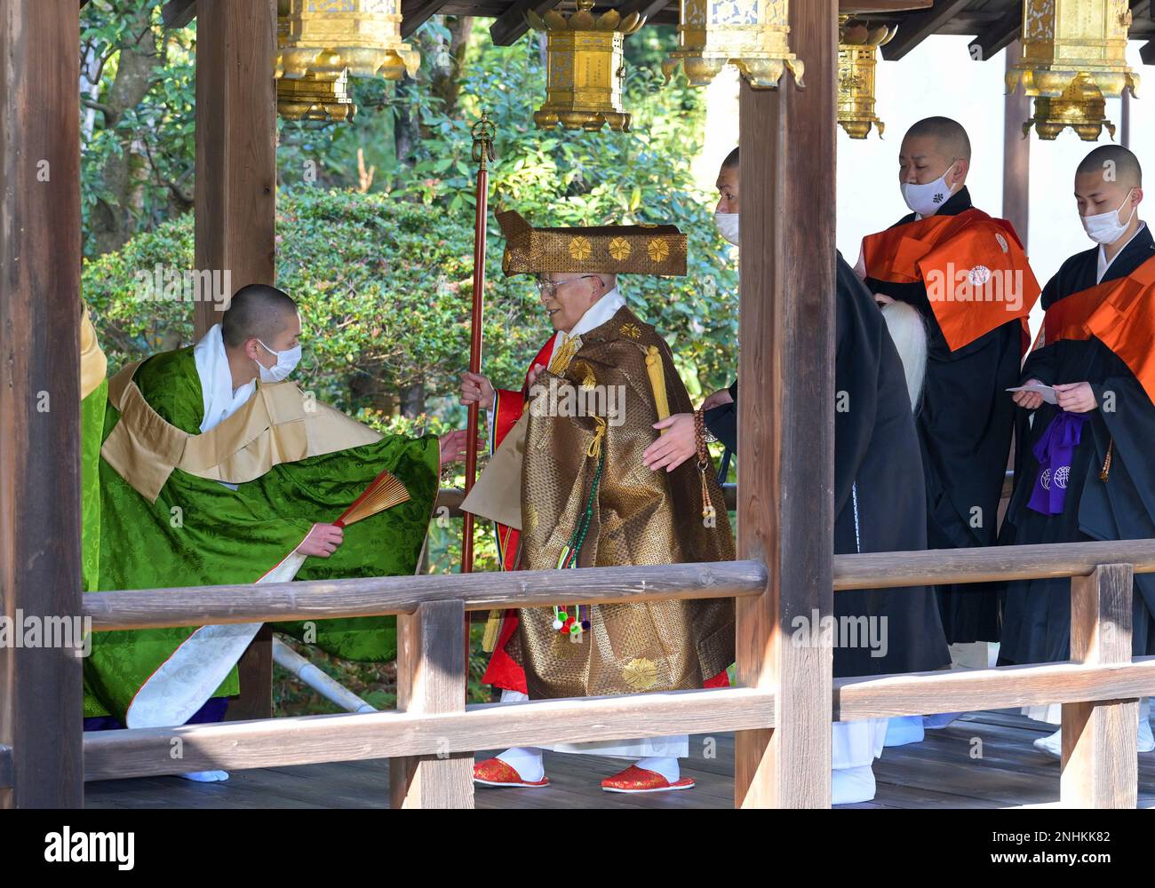 Shinsan (Shinzan) shiki, a ceremony in which a newly appointed head ...