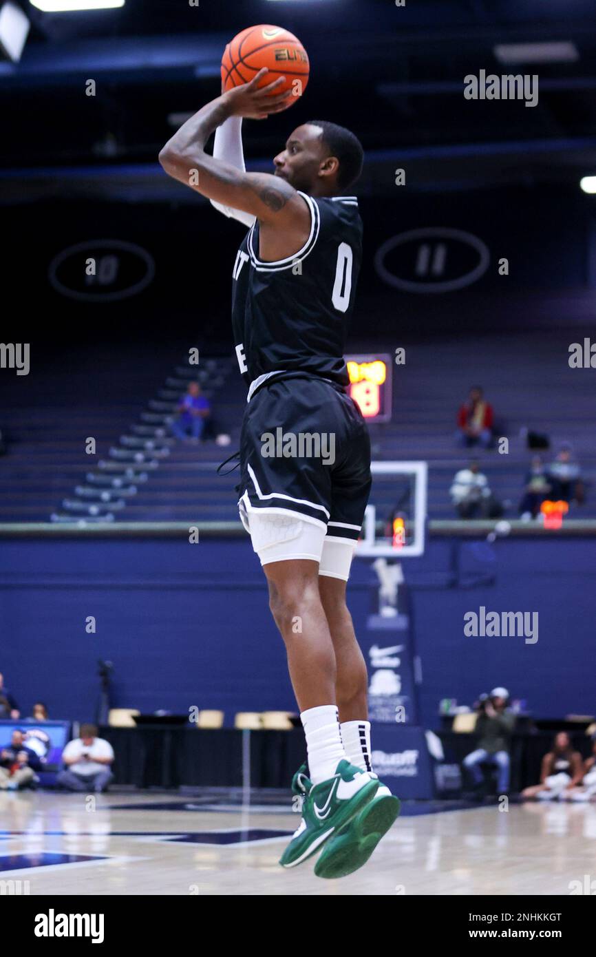 AKRON, OH - DECEMBER 14: Wright State Raiders guard Amari Davis (0 ...