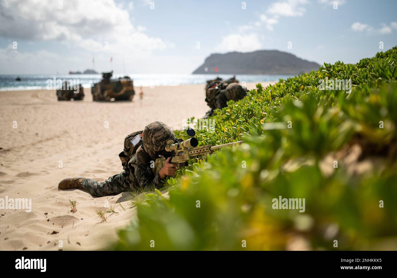 220730-N-LI768-1100 MARINE CORPS BASE HAWAII, Hawaii (July 30, 2022) A ...