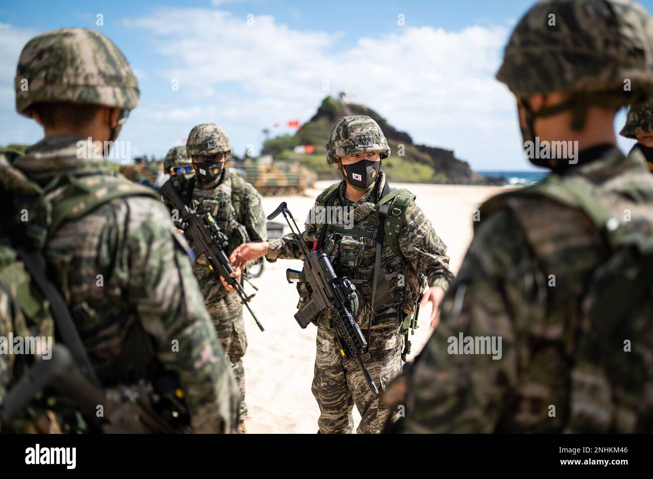 220730-N-LI768-1124 MARINE CORPS BASE HAWAII, Hawaii (July 30, 2022 ...