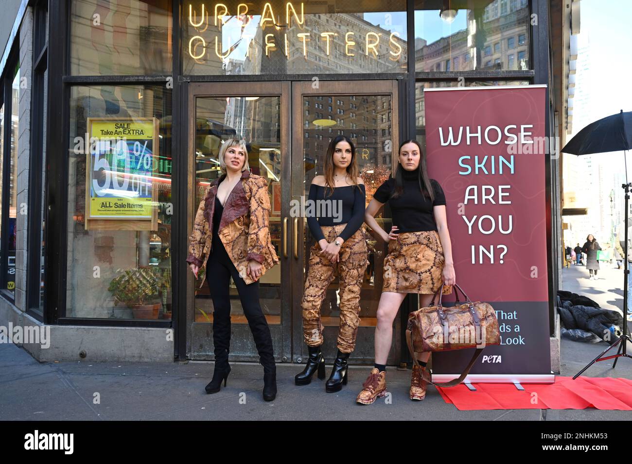 Photo by: NDZ/STAR MAX/IPx 2022 12/14/22 PETA members wear clothing ...