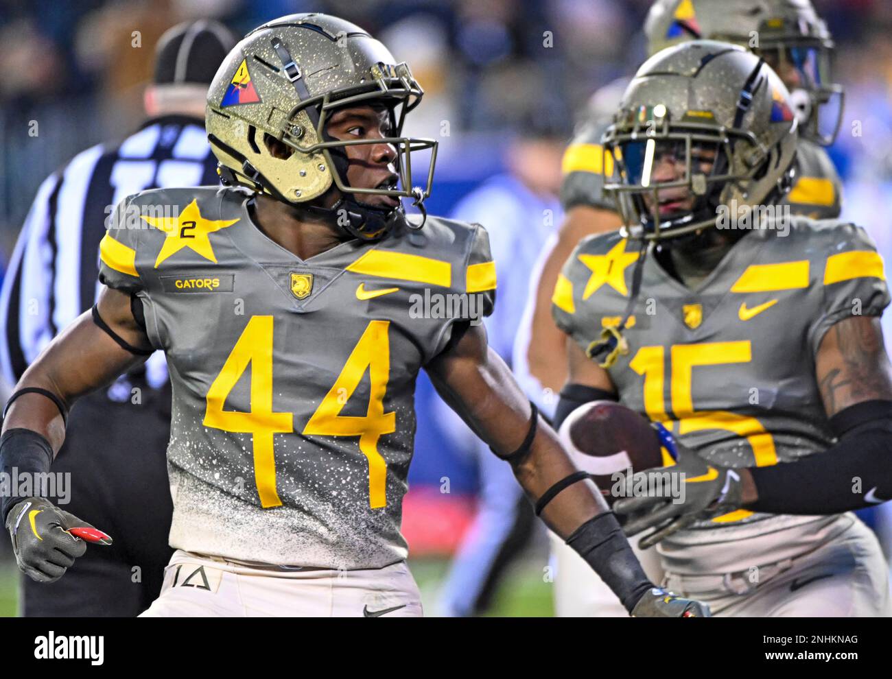 PHILADELPHIA, PA - DECEMBER 10: Army Black Knights defensive lineman ...