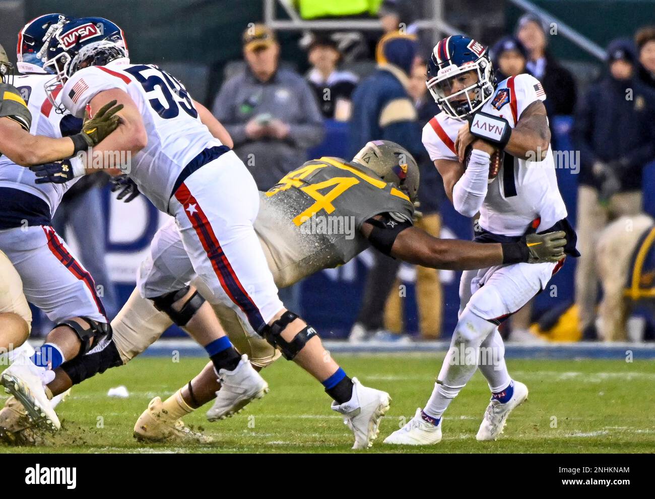 PHILADELPHIA, PA - DECEMBER 10: Navy Midshipmen quarterback Xavier ...