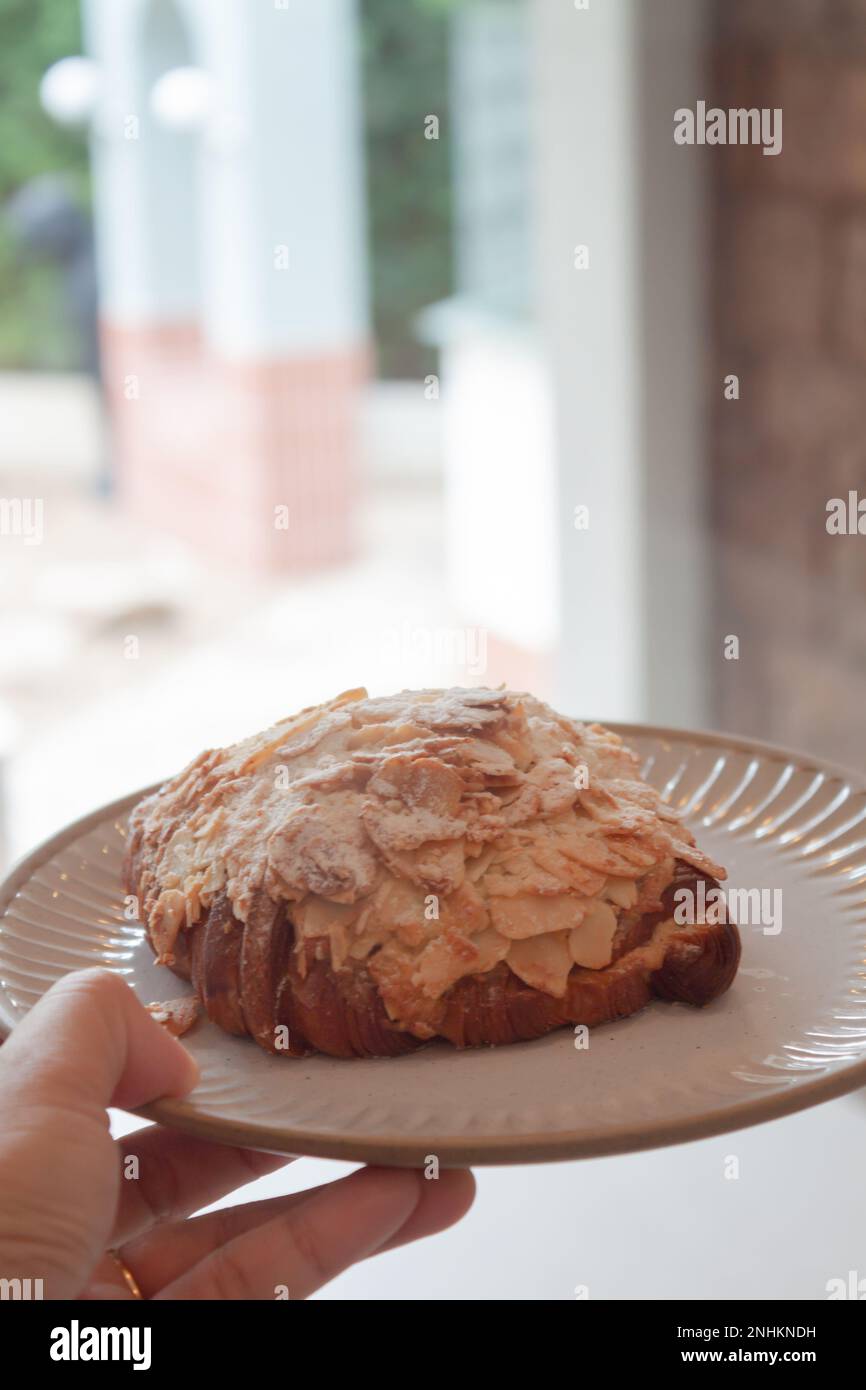 Freshly baked French croissant served in coffee shop, stock photo Stock ...