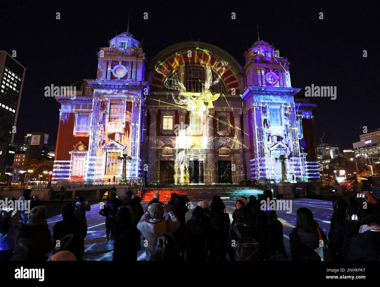 The east side wall of the Osaka Central Public Hall is covered with a ...