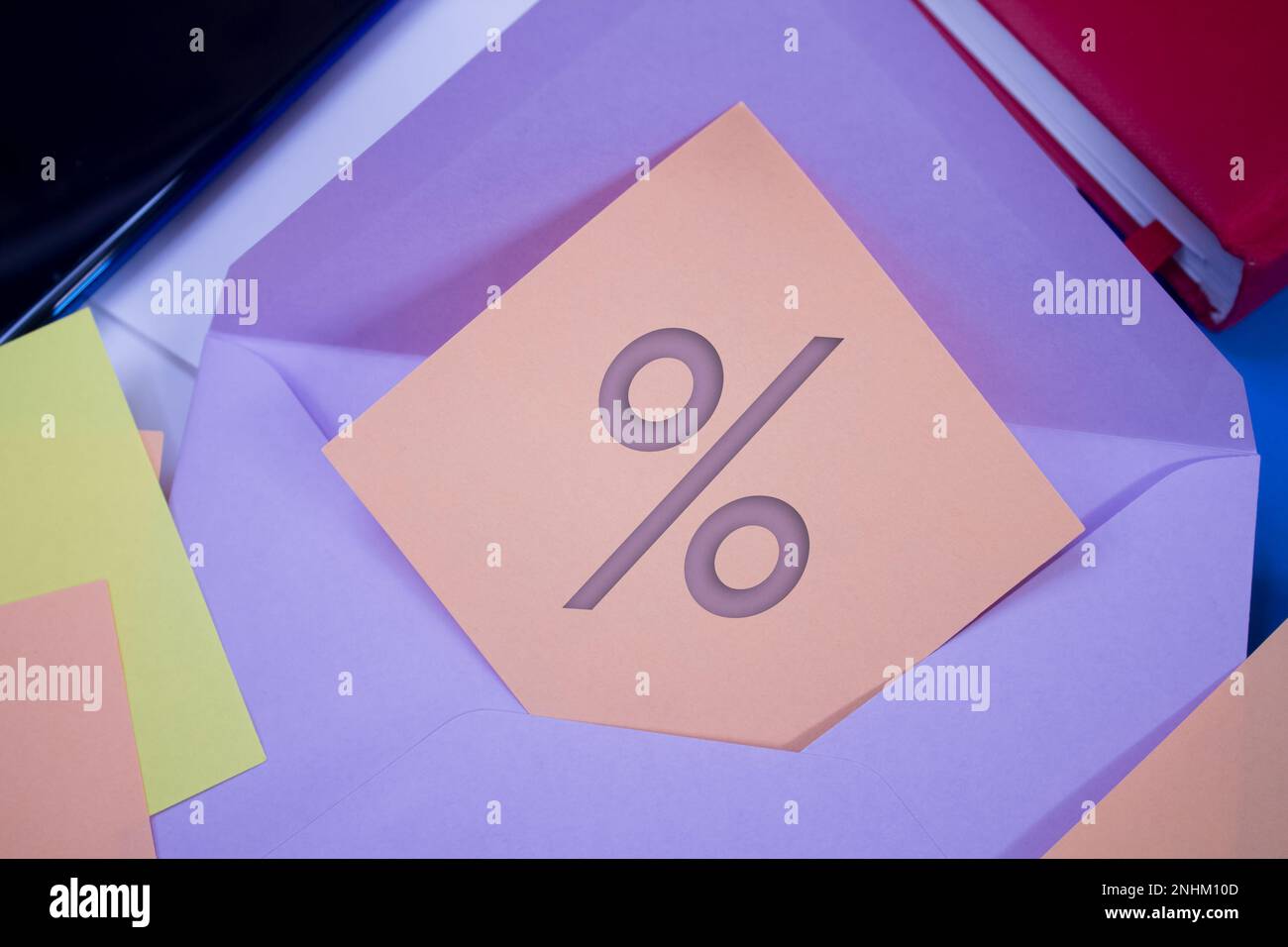 Percentage Sign on adhesive note paper. Event, celebration reminder ...