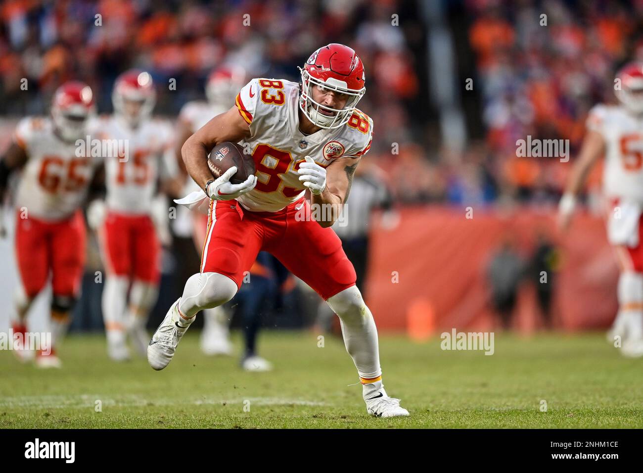DENVER, CO - DECEMBER 11: Kansas City Chiefs tight end Noah Gray (83 ...