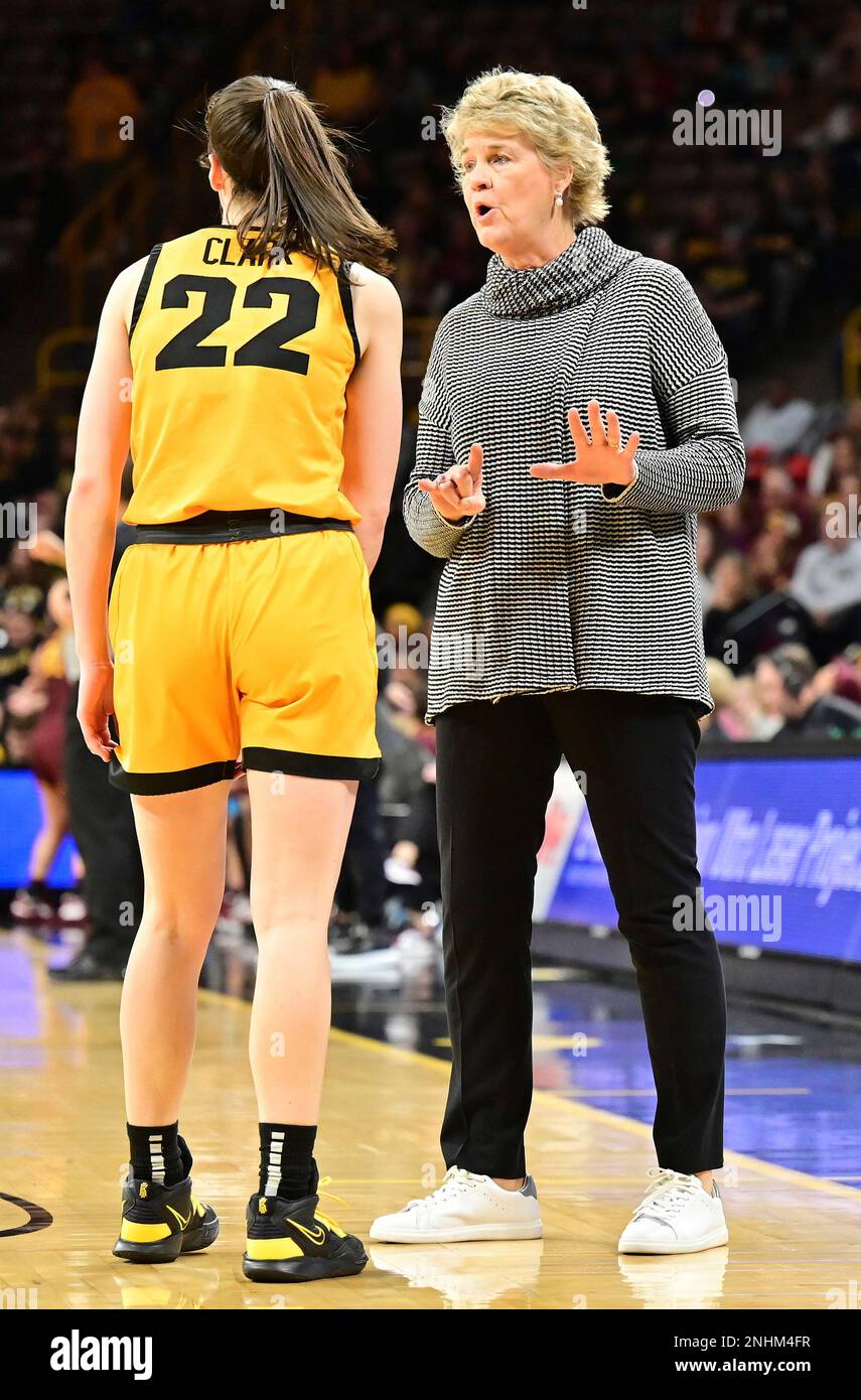IOWA CITY, IA - DECEMBER 10: Iowa coach Lisa Bluder talks with Iowa ...