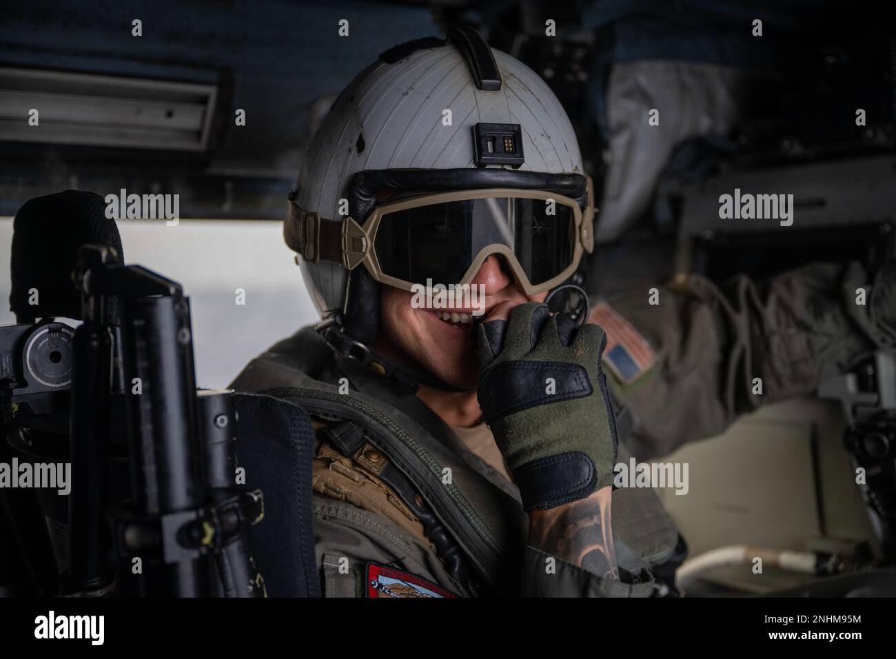 PACIFIC OCEAN (July 30, 2022) U.S. Navy Petty Officer 1st Class ...