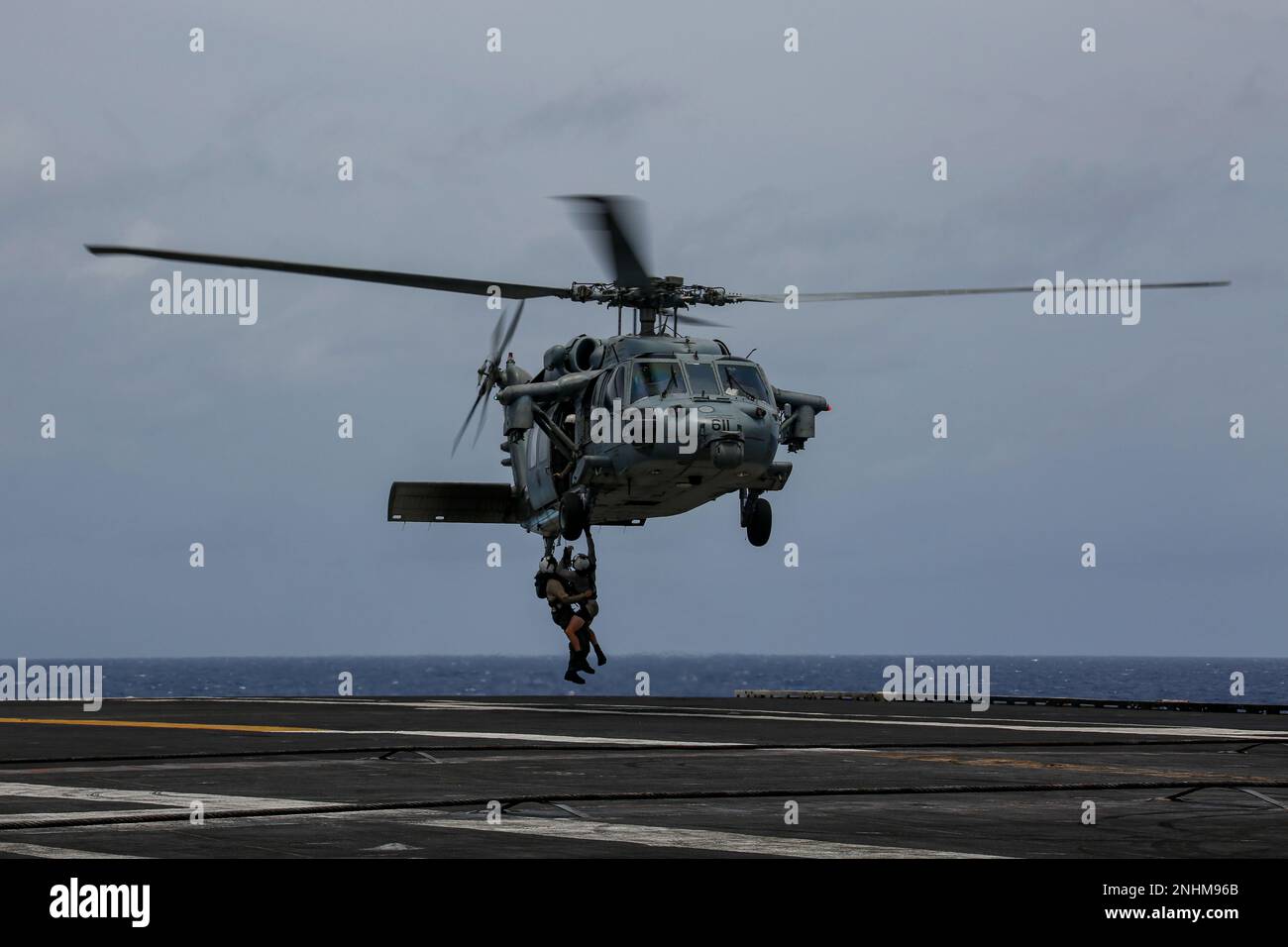 220730-N-MM912-2334 PACIFIC OCEAN (July 30, 2022) Sailors, assigned to ...