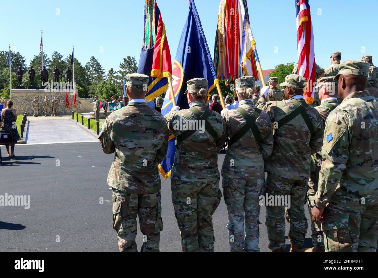 Army Reserve Soldiers from the 88th Readiness Division color guard ...