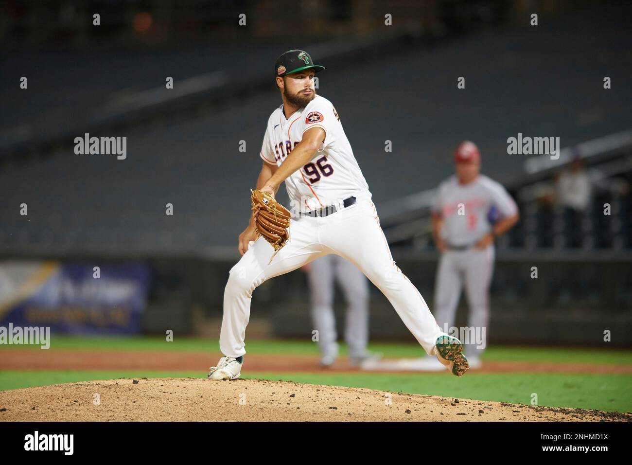 Surprise Saguaros pitcher Jonathan Sprinkle (96) (Houston Astros ...